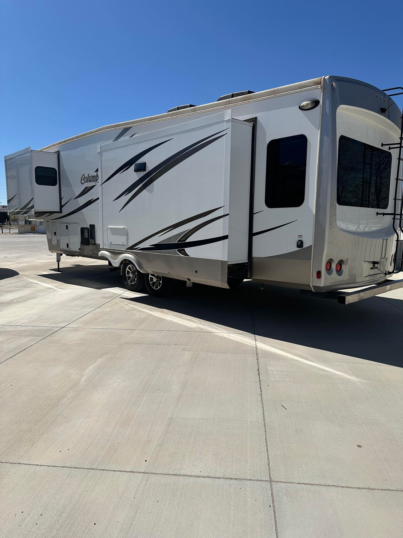 Sales & Parts - Mr. B's Vending